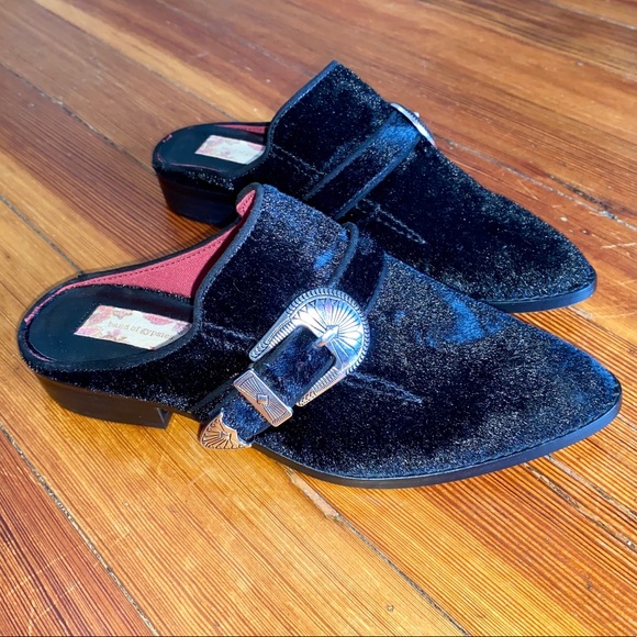 Band of Gypsies | Shoes | Band Of Gypsies Greta Western Buckle Hair ...